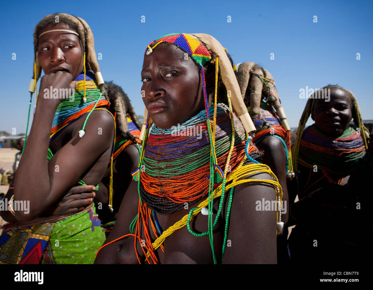 Mumuhuila Women Wearing The Traditional Giant Beaded Necklace Made Of ...