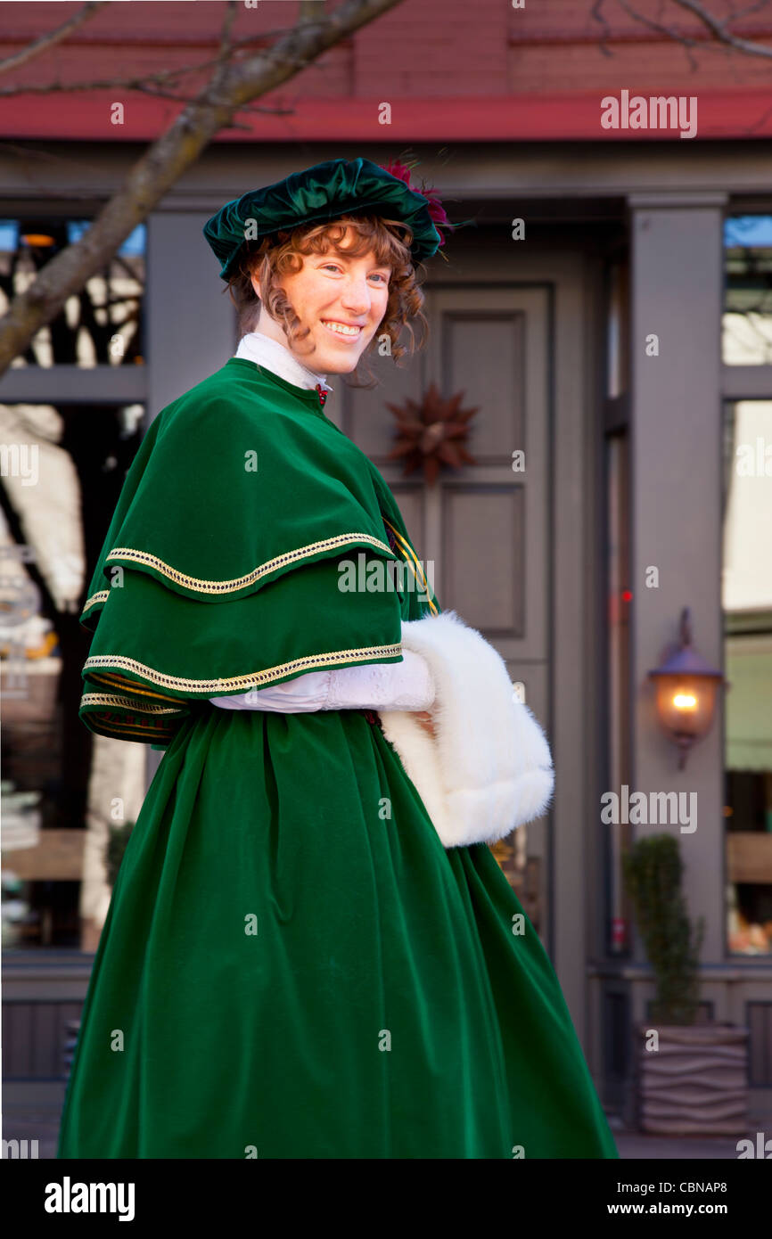 Christmas carol dickens hi-res stock photography and images - Alamy