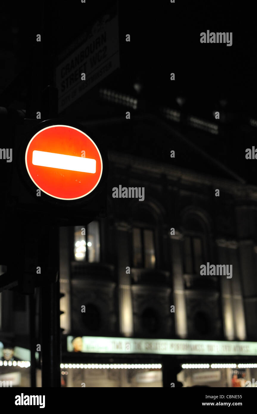 Illuminated no entry sign, London, UK Stock Photo - Alamy