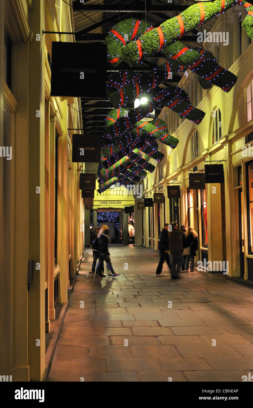 Evening displays hi-res stock photography and images - Alamy