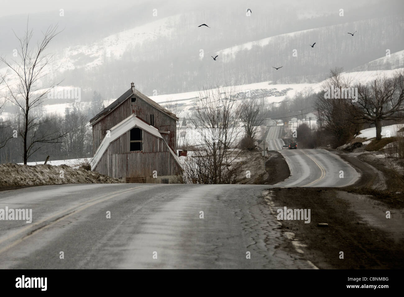 Hilly country hi-res stock photography and images - Alamy