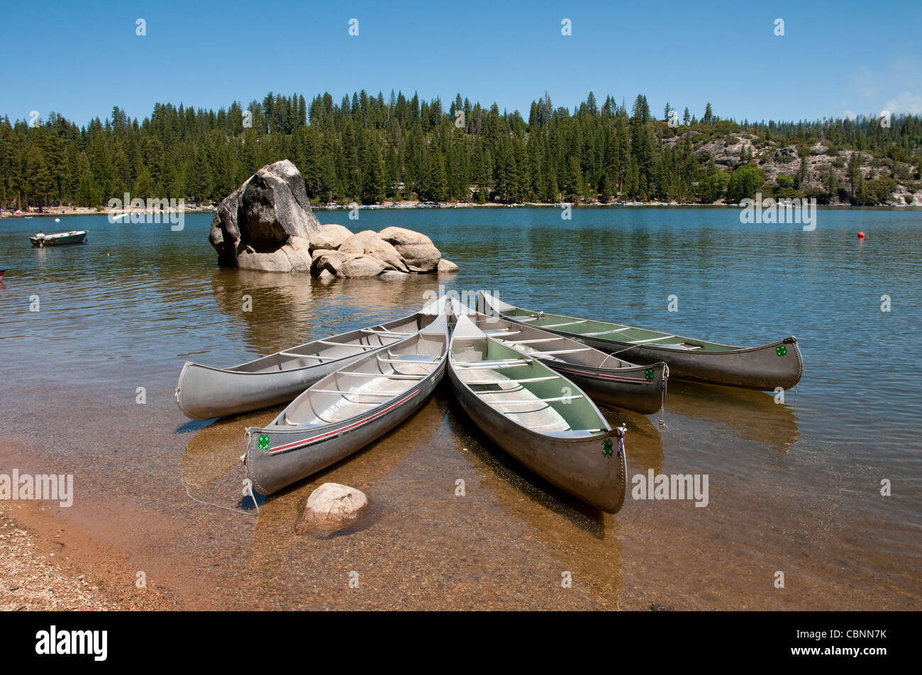 Pinecrest lake hi-res stock photography and images - Alamy