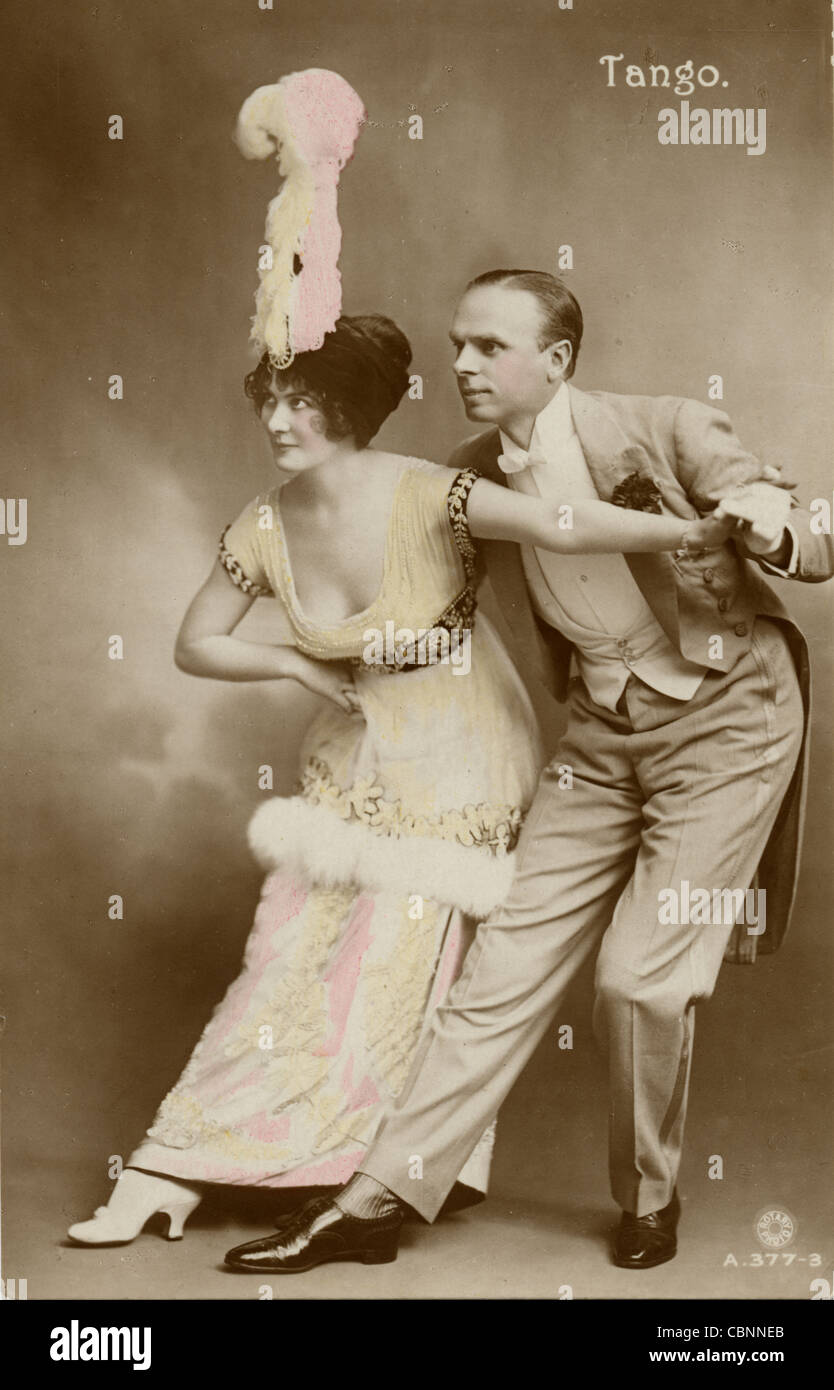 Old tango dance couple antique hi-res stock photography and images - Alamy