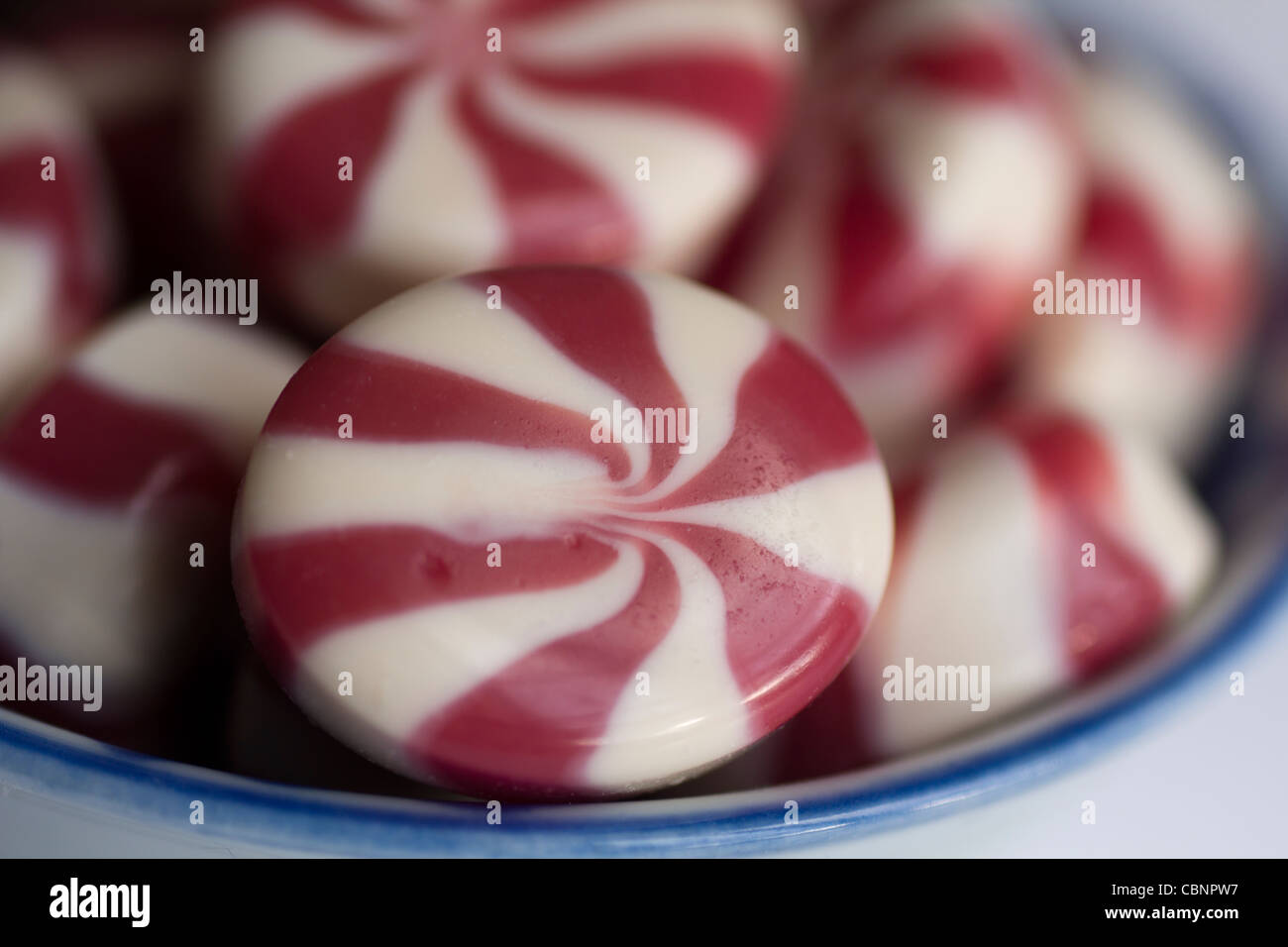 Strawberry and cream sweets Stock Photo - Alamy