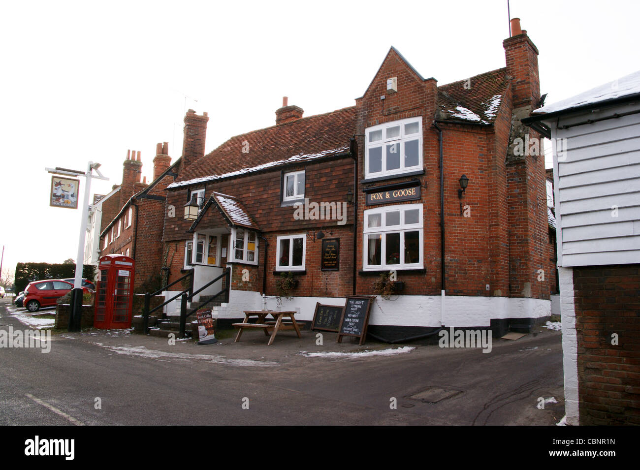 Greywell village hi-res stock photography and images - Alamy