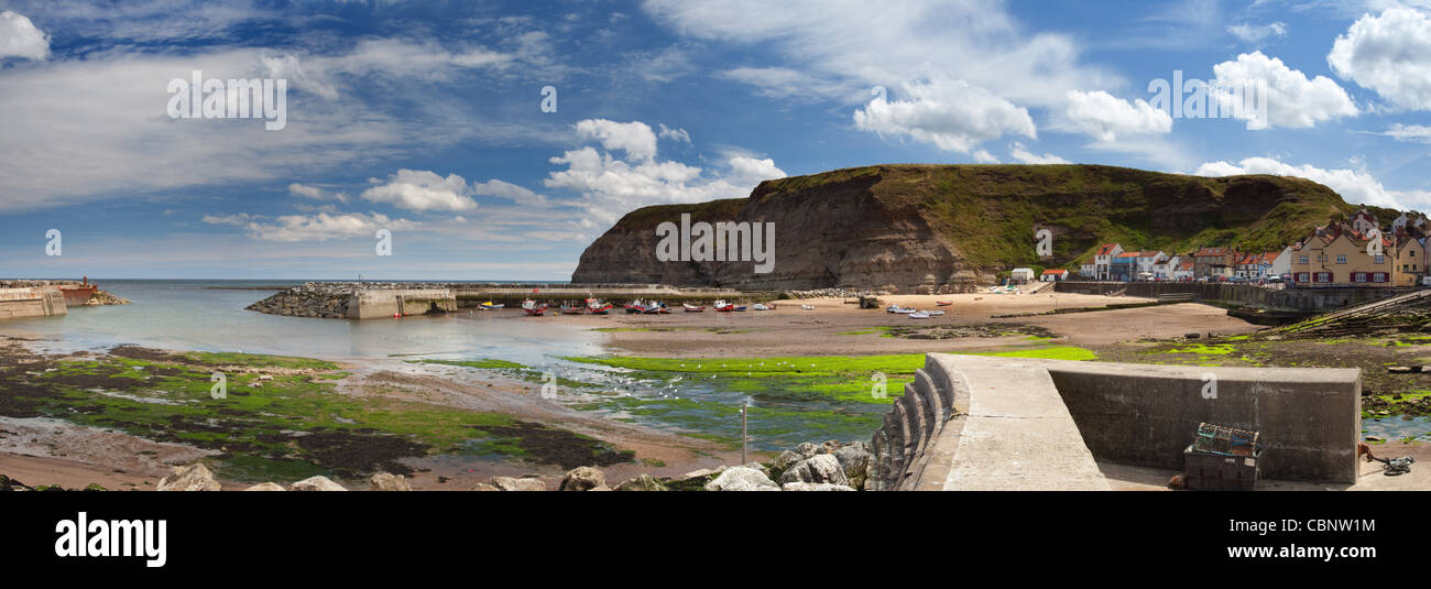 Panorama of Staithes harbour on the north Yorkshire coastline Stock ...