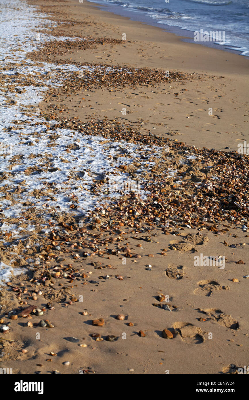 Snow on bournemouth beach hi-res stock photography and images - Alamy