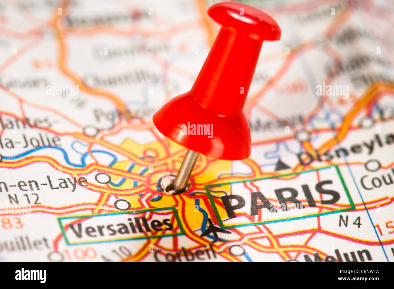 Map city paris map pin hi-res stock photography and images - Alamy