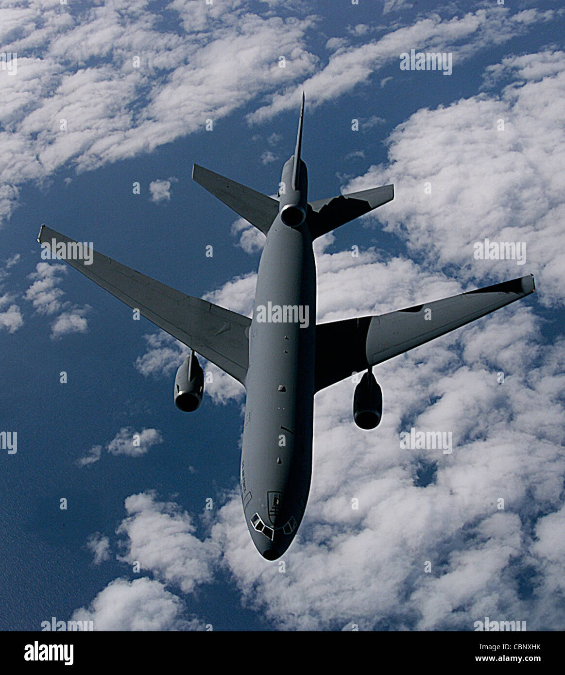 100 air refueling wing hi-res stock photography and images - Alamy