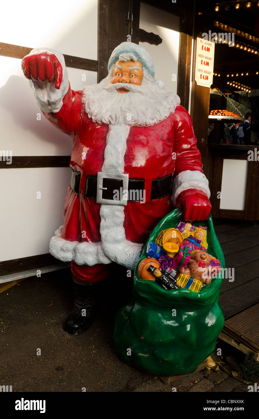 Winter wonderland london santa hi-res stock photography and images - Alamy