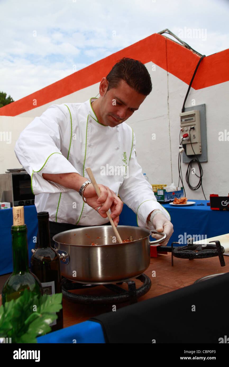 Preparar receta hi-res stock photography and images - Alamy