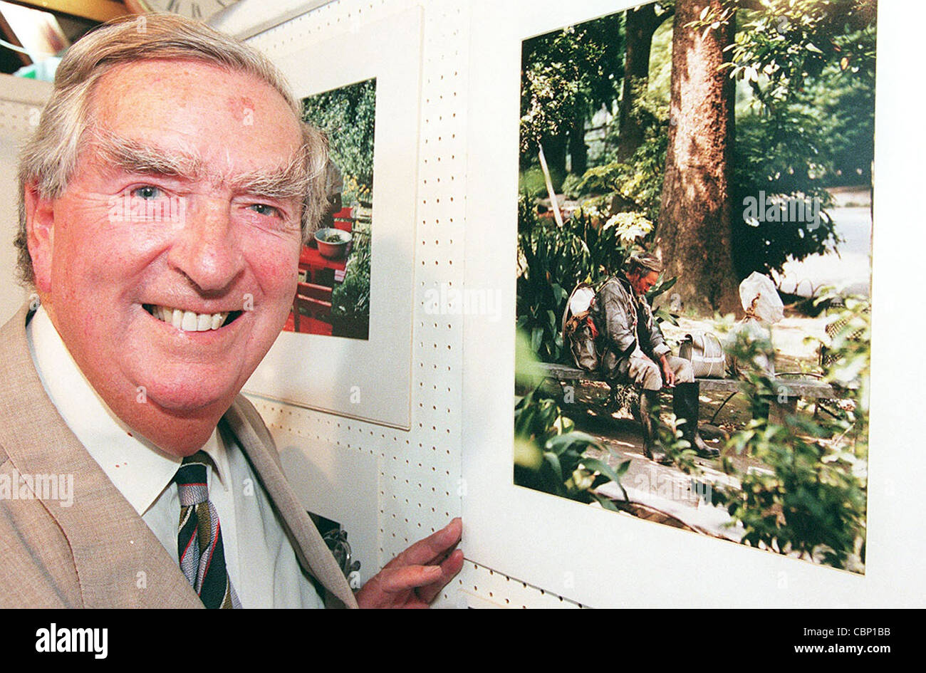 Lord Denis Healey exhibits his photographic work in Ditchling 1999 ...