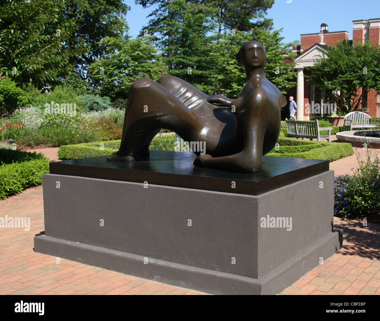 Henry Moore sculpture of reclining woman at Atlanta Botanical Garden ...