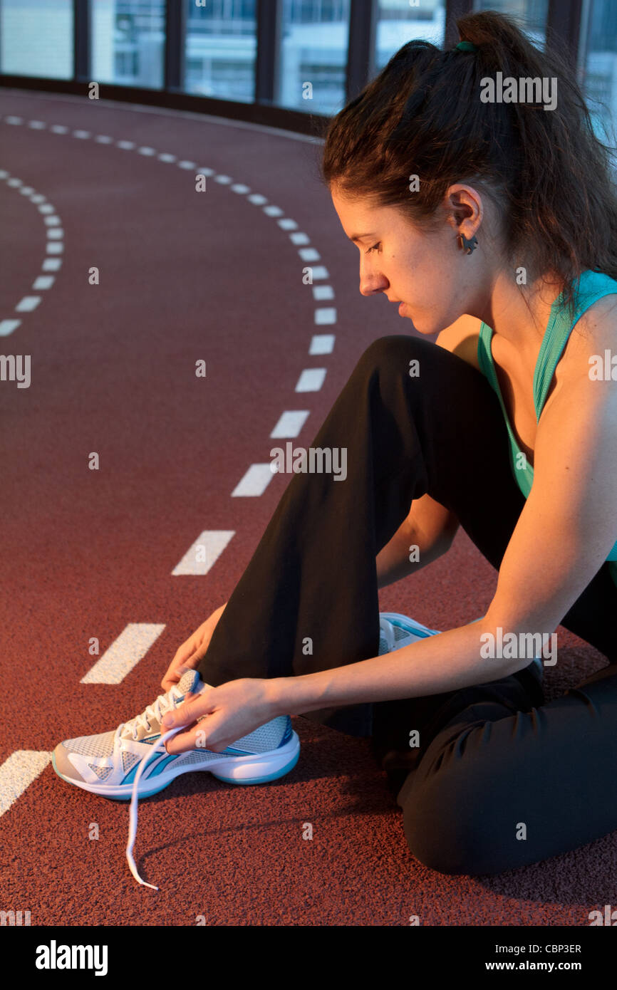 young women is getting ready for a run Stock Photo - Alamy
