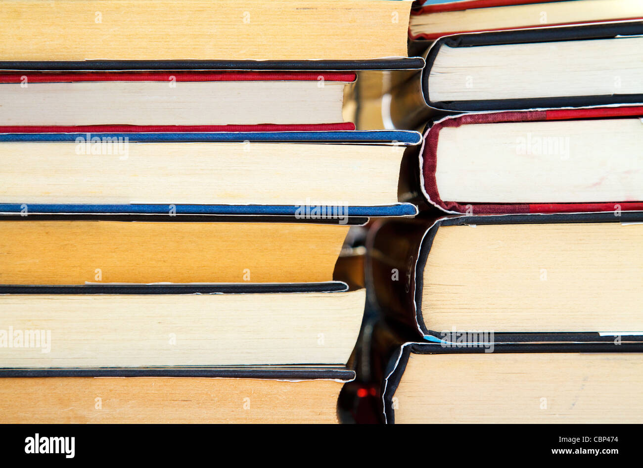 Hard cover books hi-res stock photography and images - Alamy