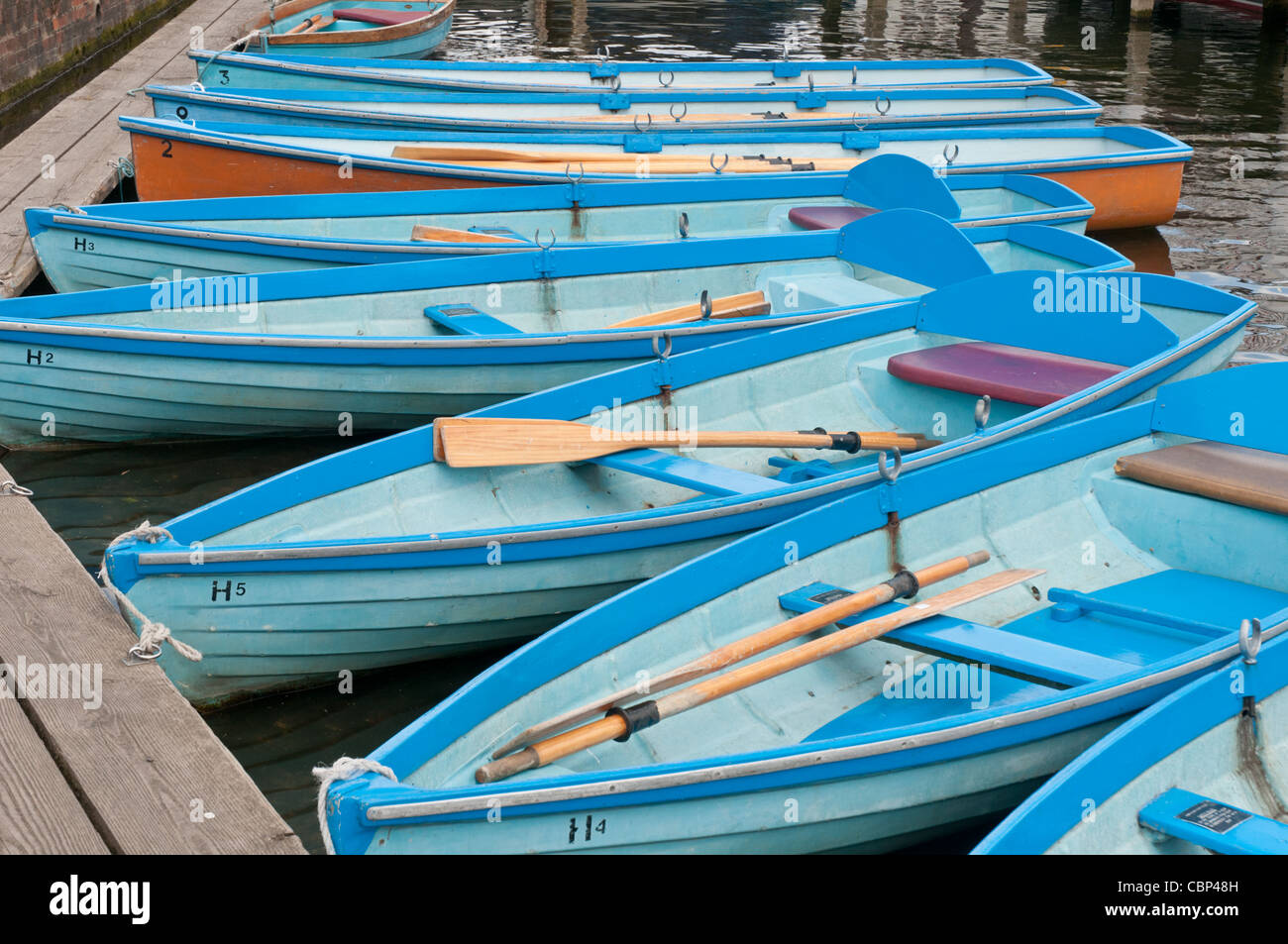 Rowing boats on turquoise water hi-res stock photography and images - Alamy
