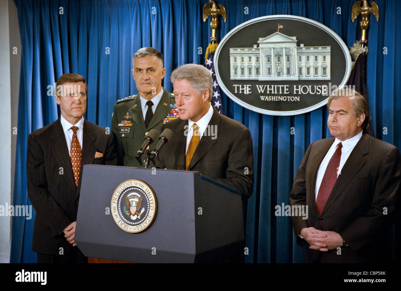 President Bill Clinton makes a statement on the Kosovo peace agreement ...