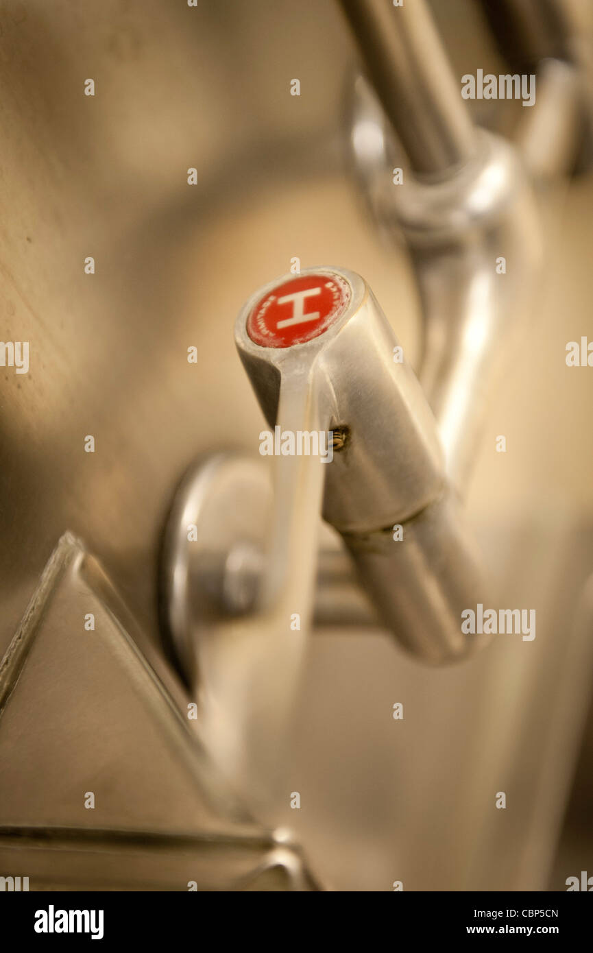 Mortuary post mortem hi-res stock photography and images - Alamy