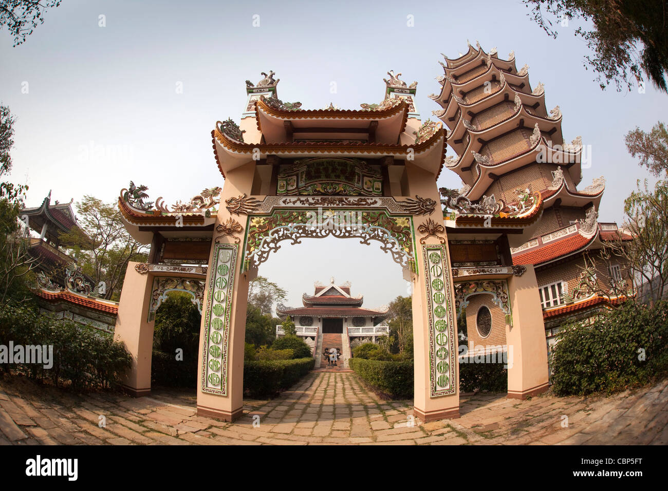 Vietnamese temple hi-res stock photography and images - Alamy