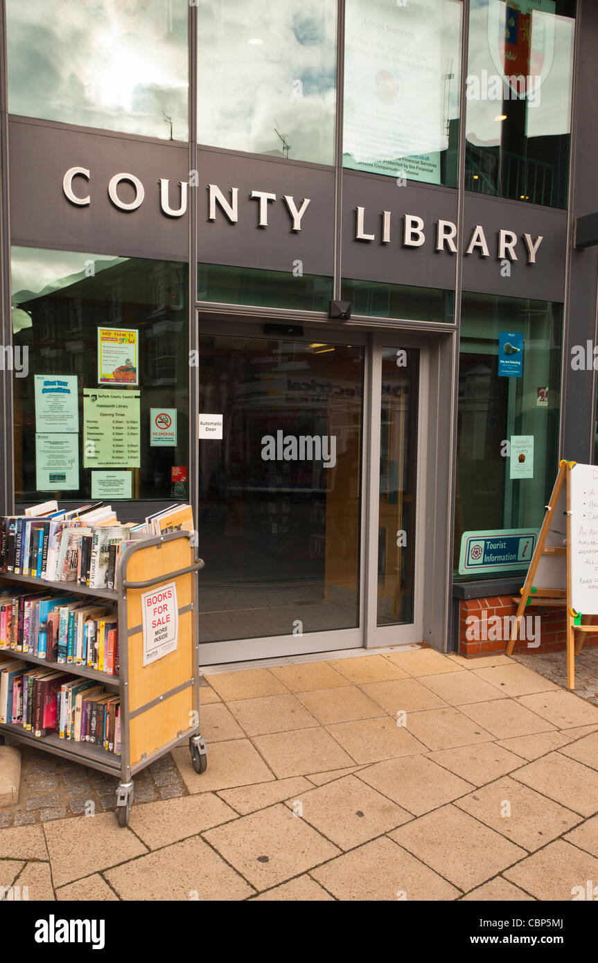 Libraries uk hi-res stock photography and images - Alamy