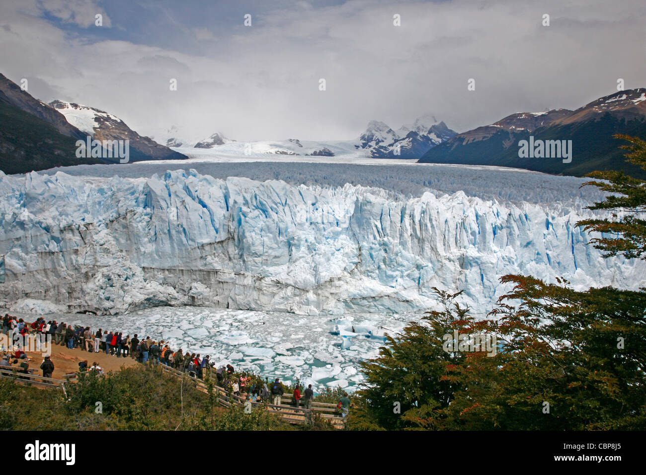 Patagonia los glaciares hi-res stock photography and images - Alamy