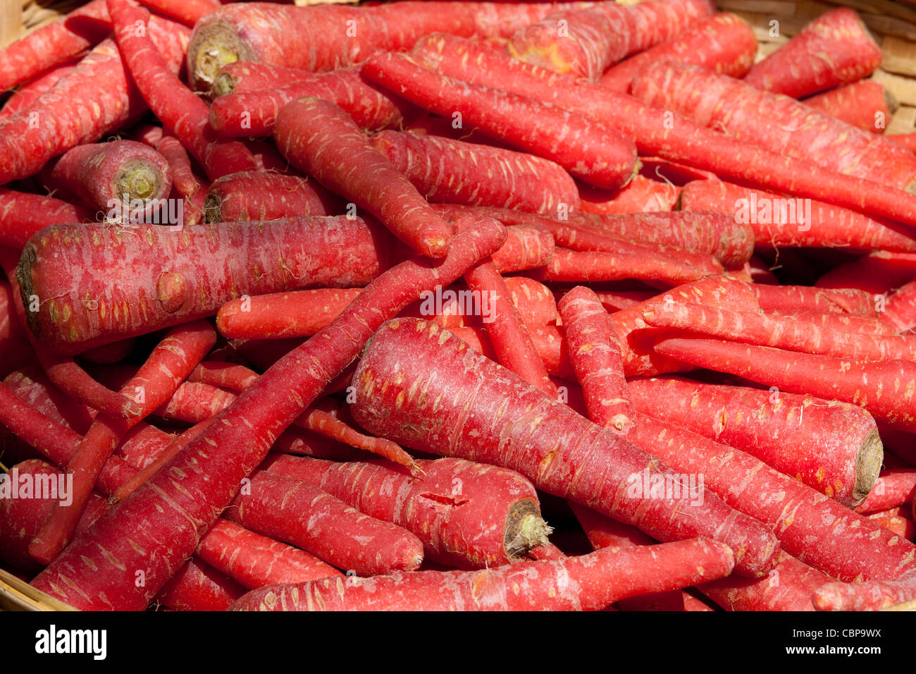 Indian red carrots indian market hi-res stock photography and images ...