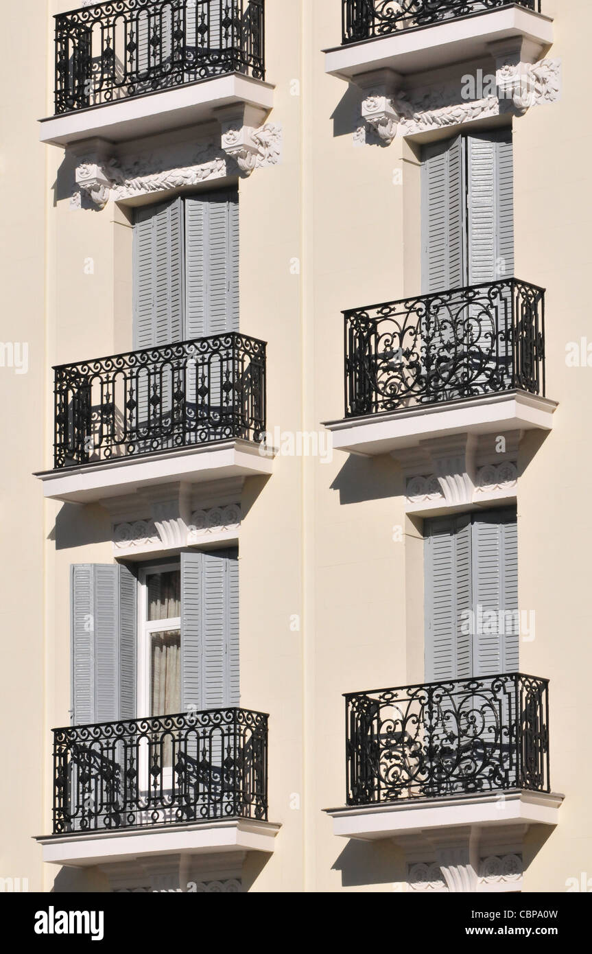 Wrought iron balcony hi-res stock photography and images - Alamy