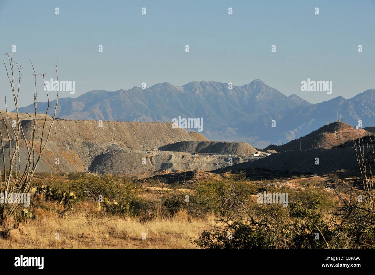 Copper mines in Sahuarita and Green Valley, Arizona, USA, line the ...