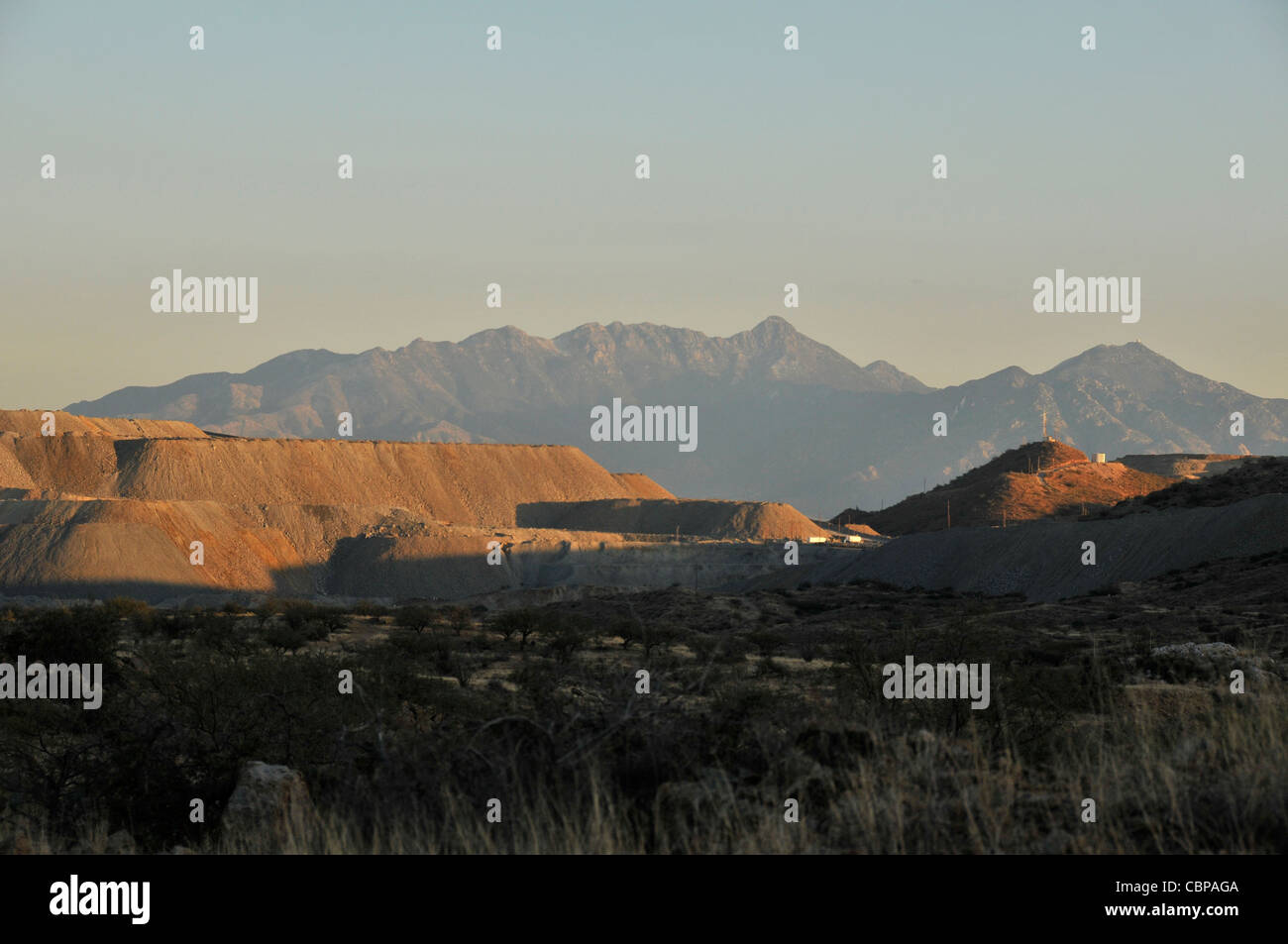 Copper mines in Sahuarita and Green Valley, Arizona, USA, line the ...