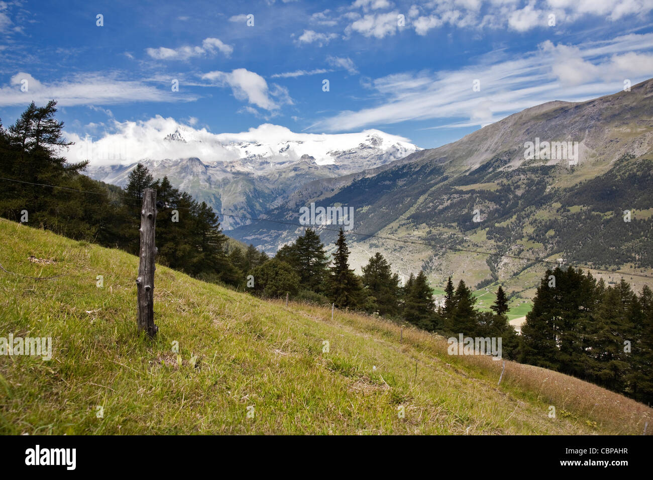 French countryside attractions hi-res stock photography and images - Alamy