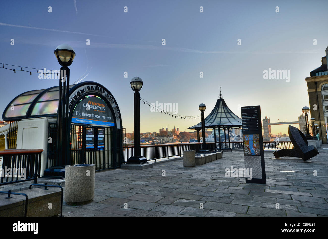 The wharf at london bridge hi-res stock photography and images - Alamy