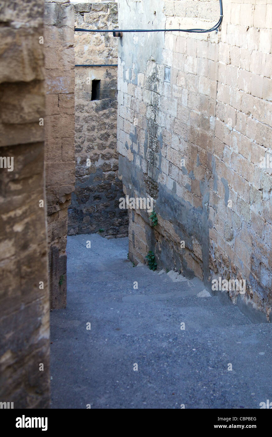 Narrow Street in Mardin, Turkey Stock Photo - Alamy