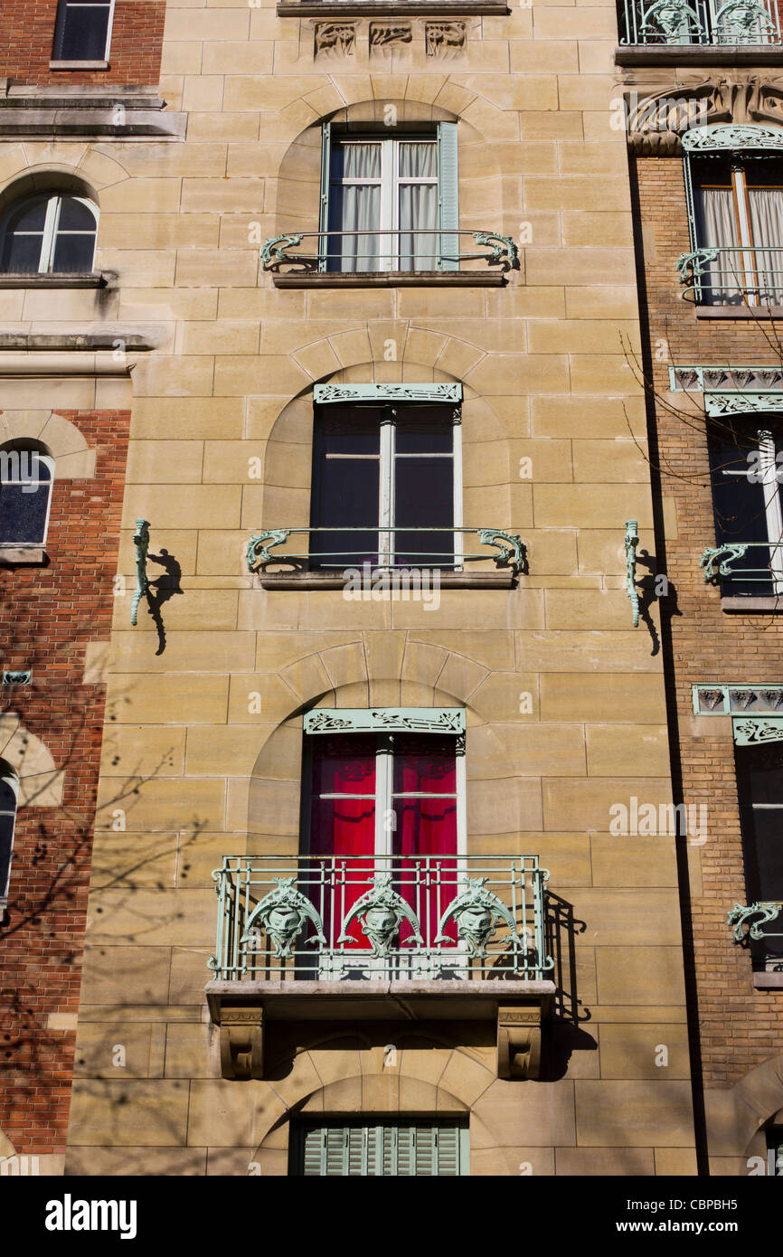 Castel beranger guimard art nouveau hi-res stock photography and images ...