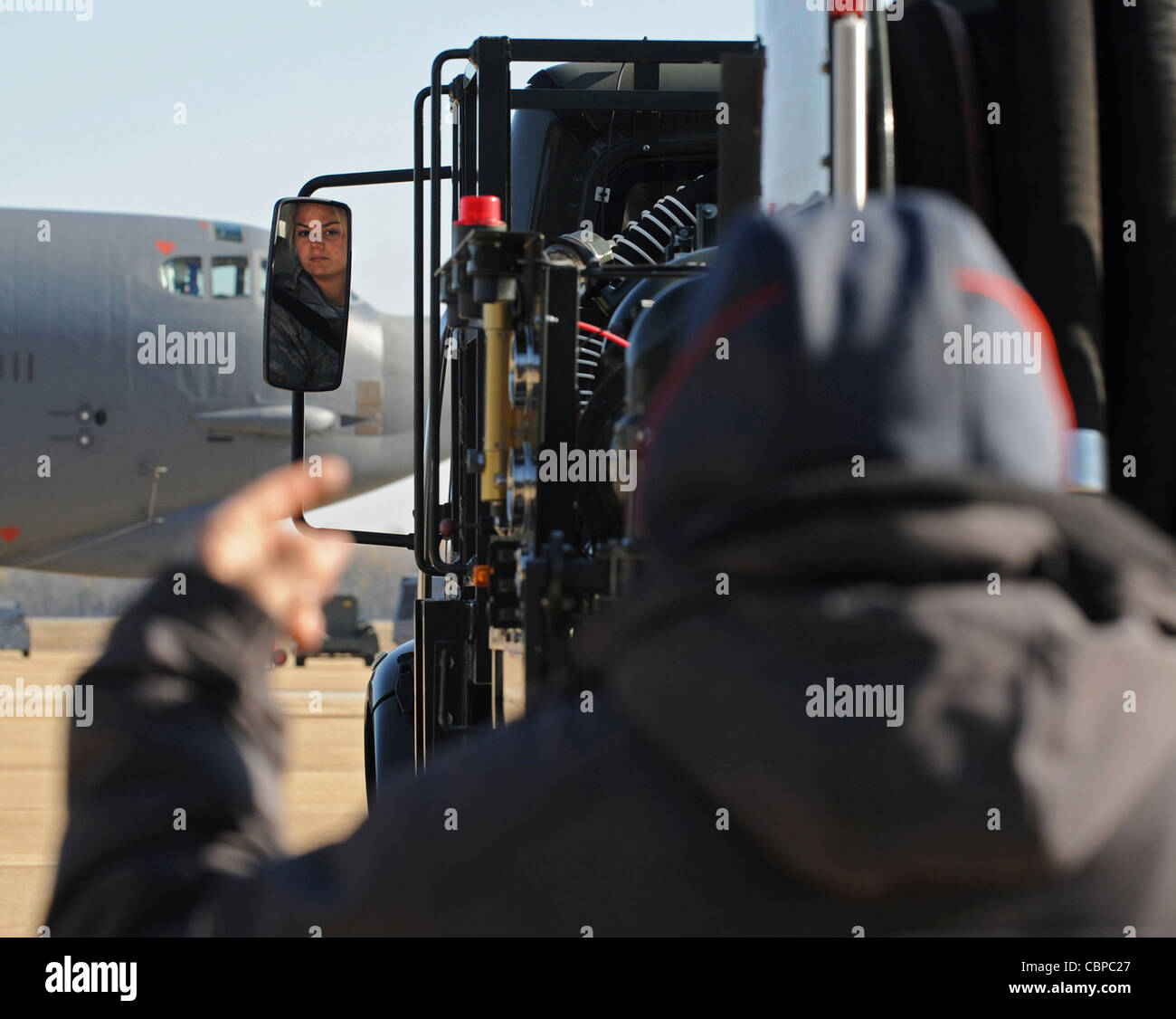 307th aircraft maintenance squadron hi-res stock photography and images ...