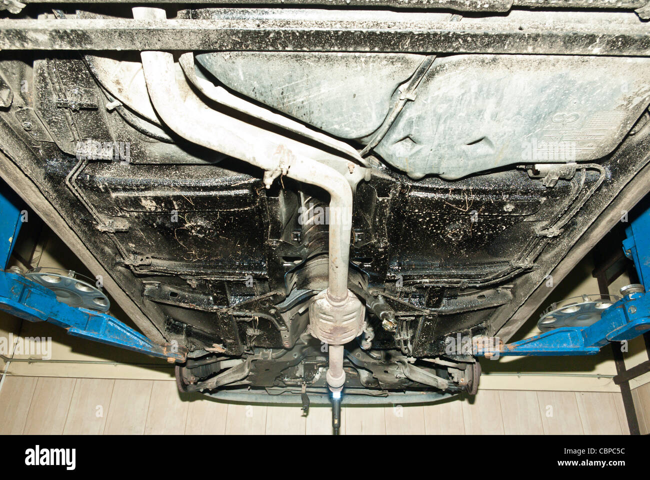 auto parts, auto repair shop, part of a car engine Stock Photo - Alamy