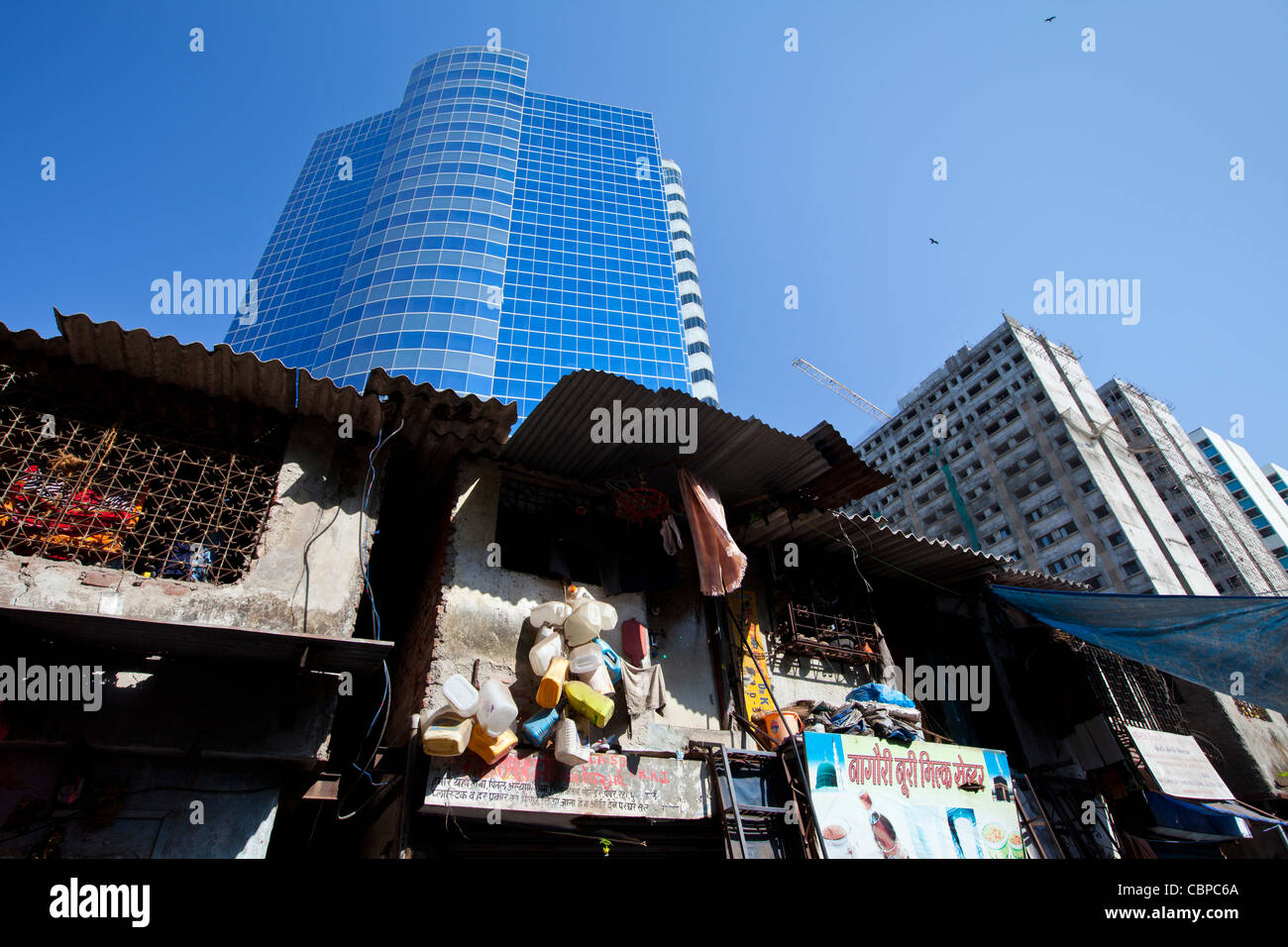 Modern slums hi-res stock photography and images - Alamy