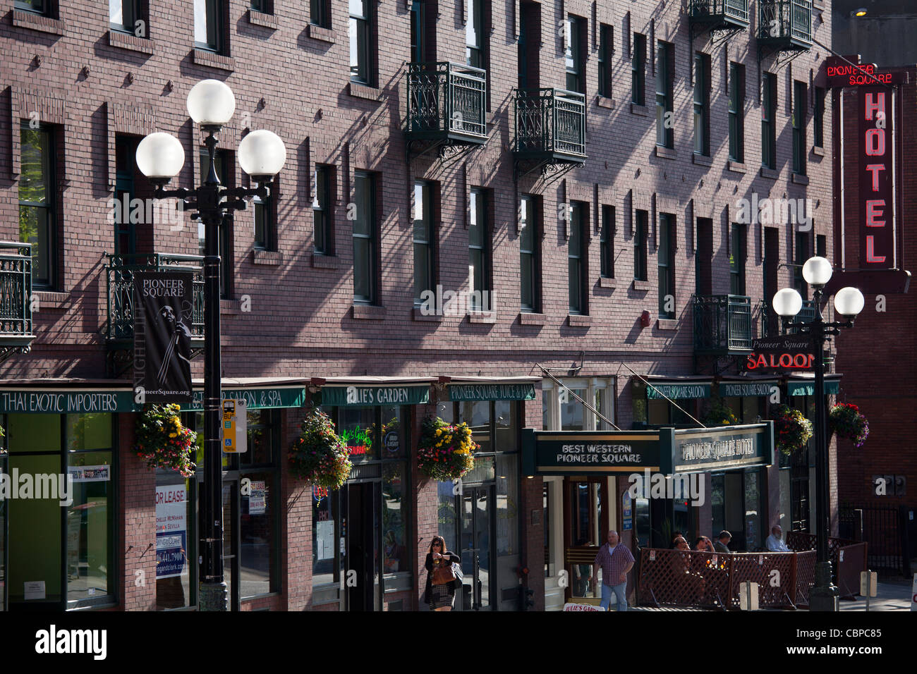 Pioneer building hi-res stock photography and images - Alamy