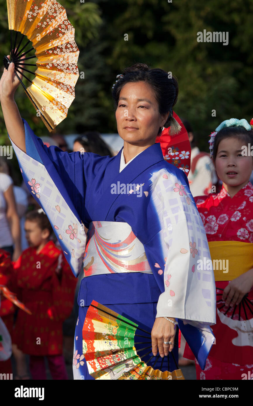 Bon dance hi-res stock photography and images - Alamy