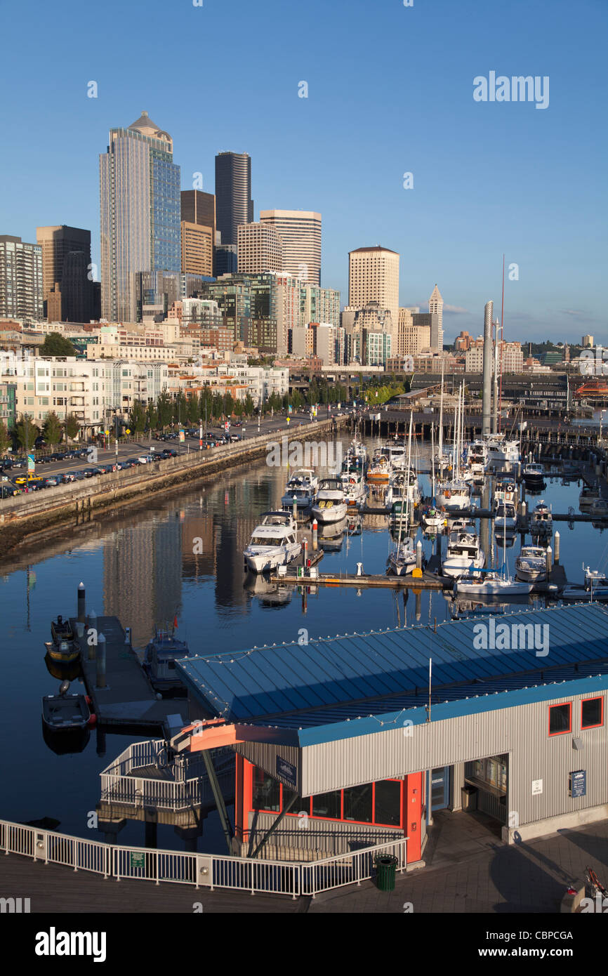 Seattle marina hi-res stock photography and images - Alamy