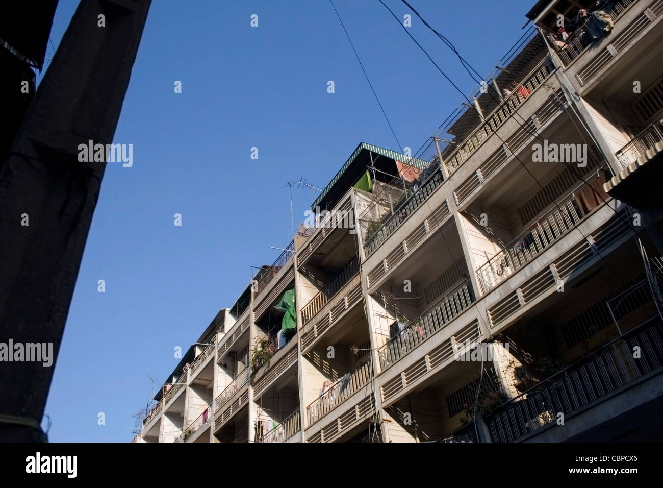 Community connected urban building hi-res stock photography and images ...