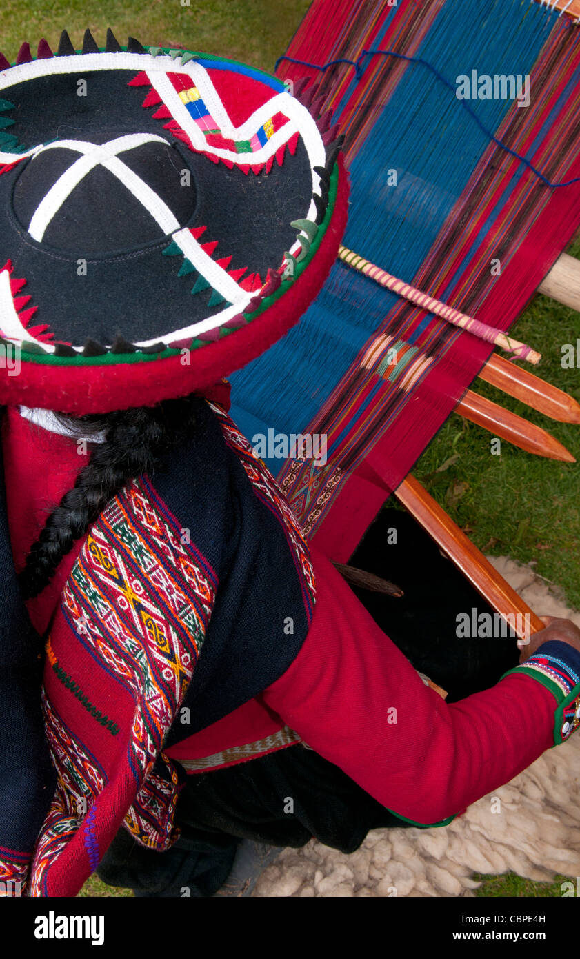 Rug weaving peru hi-res stock photography and images - Alamy