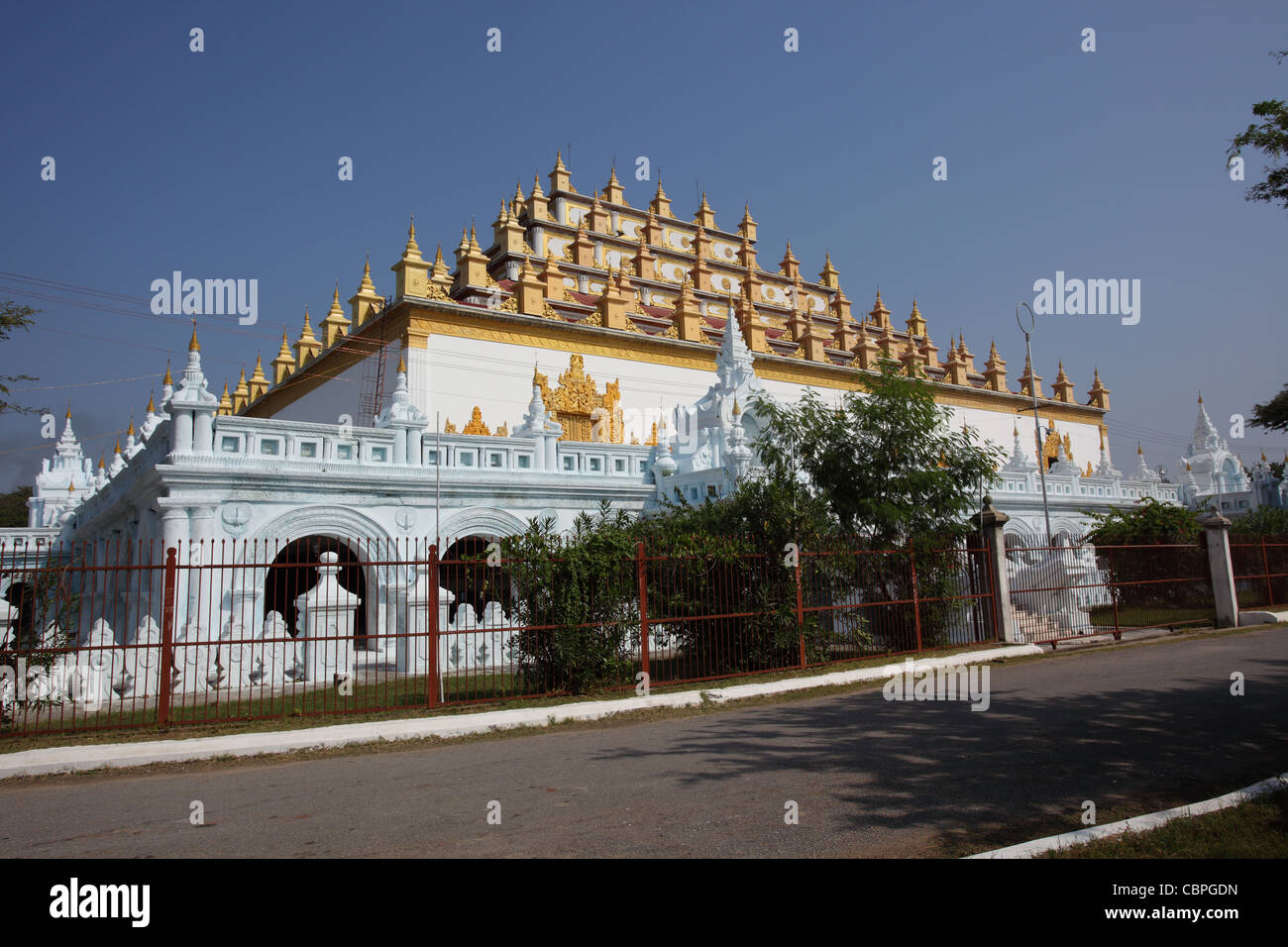 Atumashi monastery, Mandalay, Myanmar Stock Photo - Alamy
