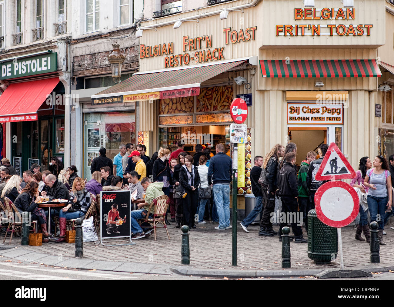 Belgian youth at a fast food outlet Stock Photo - Alamy
