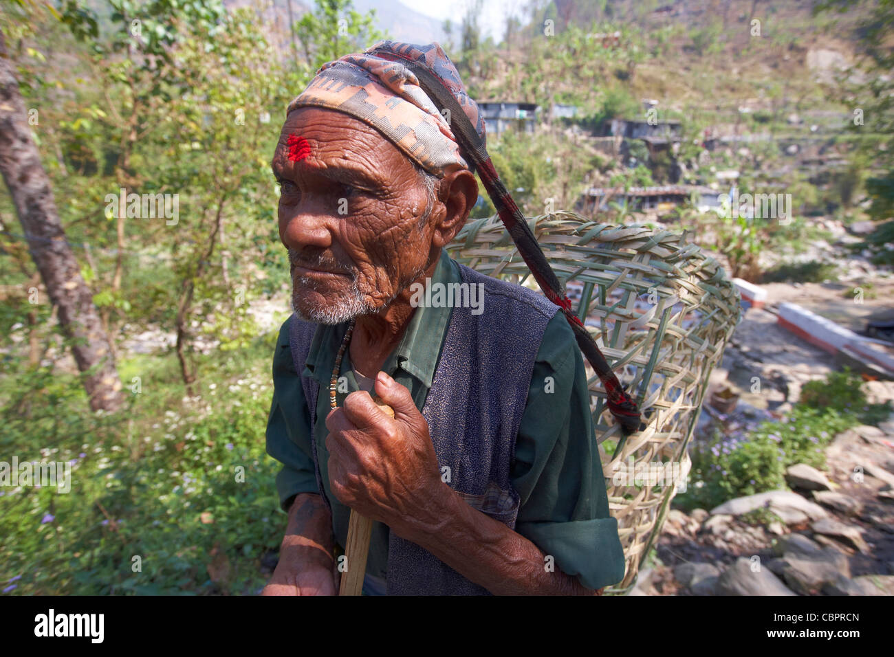 Sherpa porter hi-res stock photography and images - Alamy