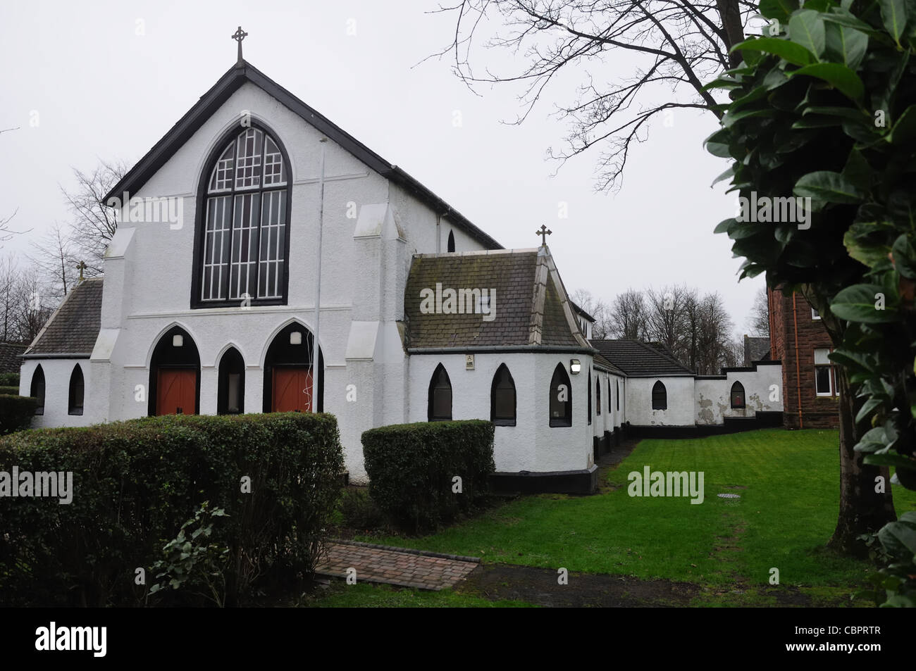 Gothic church windows hi-res stock photography and images - Alamy