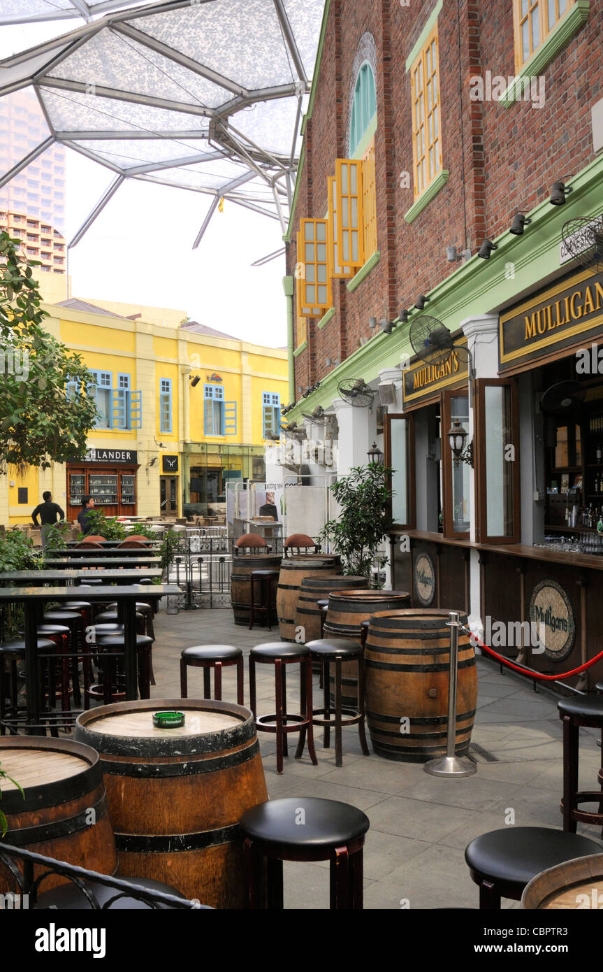 Quay barrel hi-res stock photography and images - Alamy