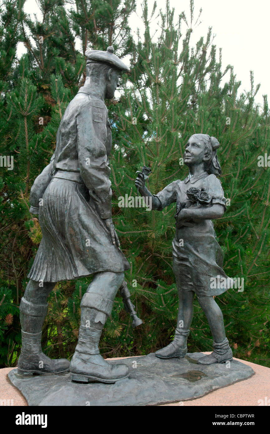 51st Highland Division War Memorial North Inch Park Perth Scotland ...
