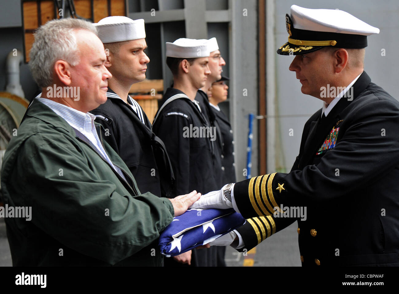 The commanding officer of uss george h w bush cvn 77 hi-res stock ...