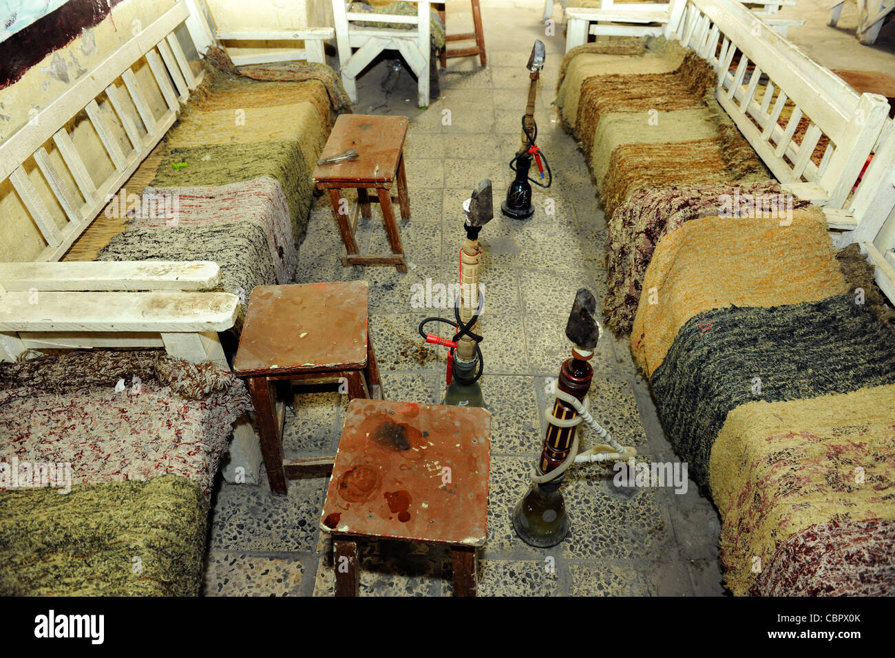 A traditional tea (chai) house with a 500 year history in Baghdad, Iraq ...