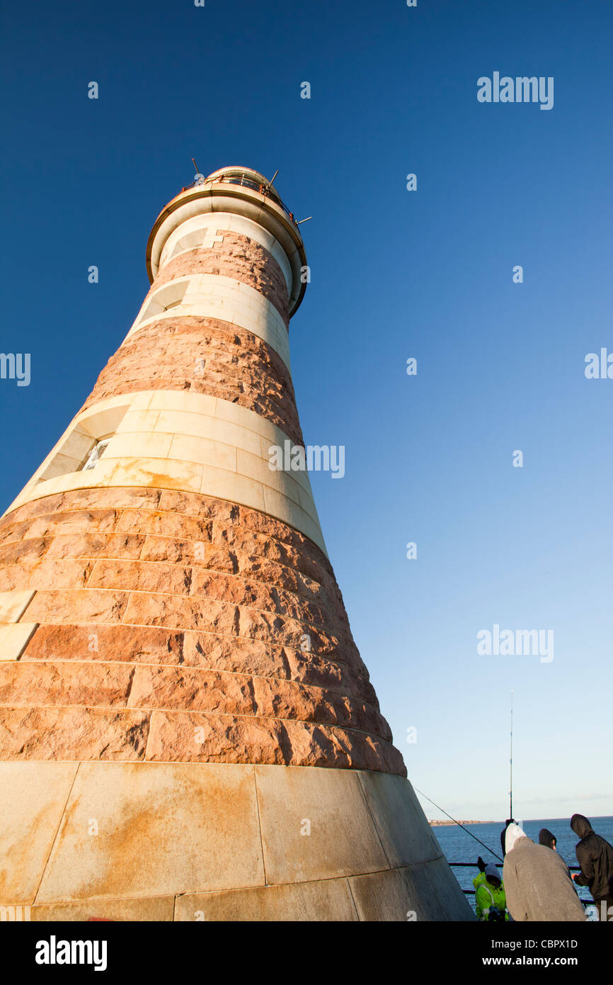 Old pier lighthouse roker hi-res stock photography and images - Alamy